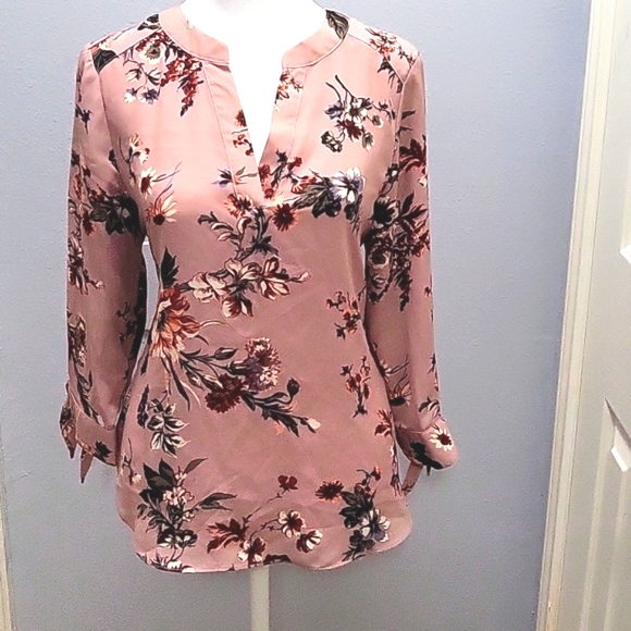 zac and rachel | Tops | Zac And Rachel Sheer Floral Blouse | Poshmark